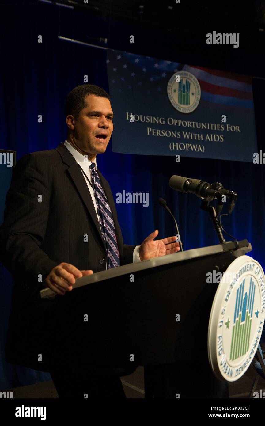 World AIDS Day Forum at HUD headquarters, focusing on Housing ...