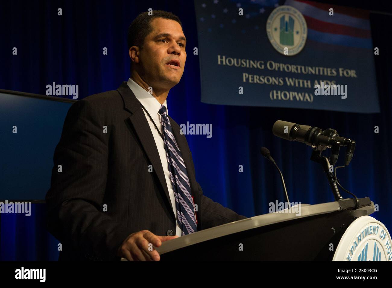 World AIDS Day Forum at HUD headquarters, focusing on Housing ...