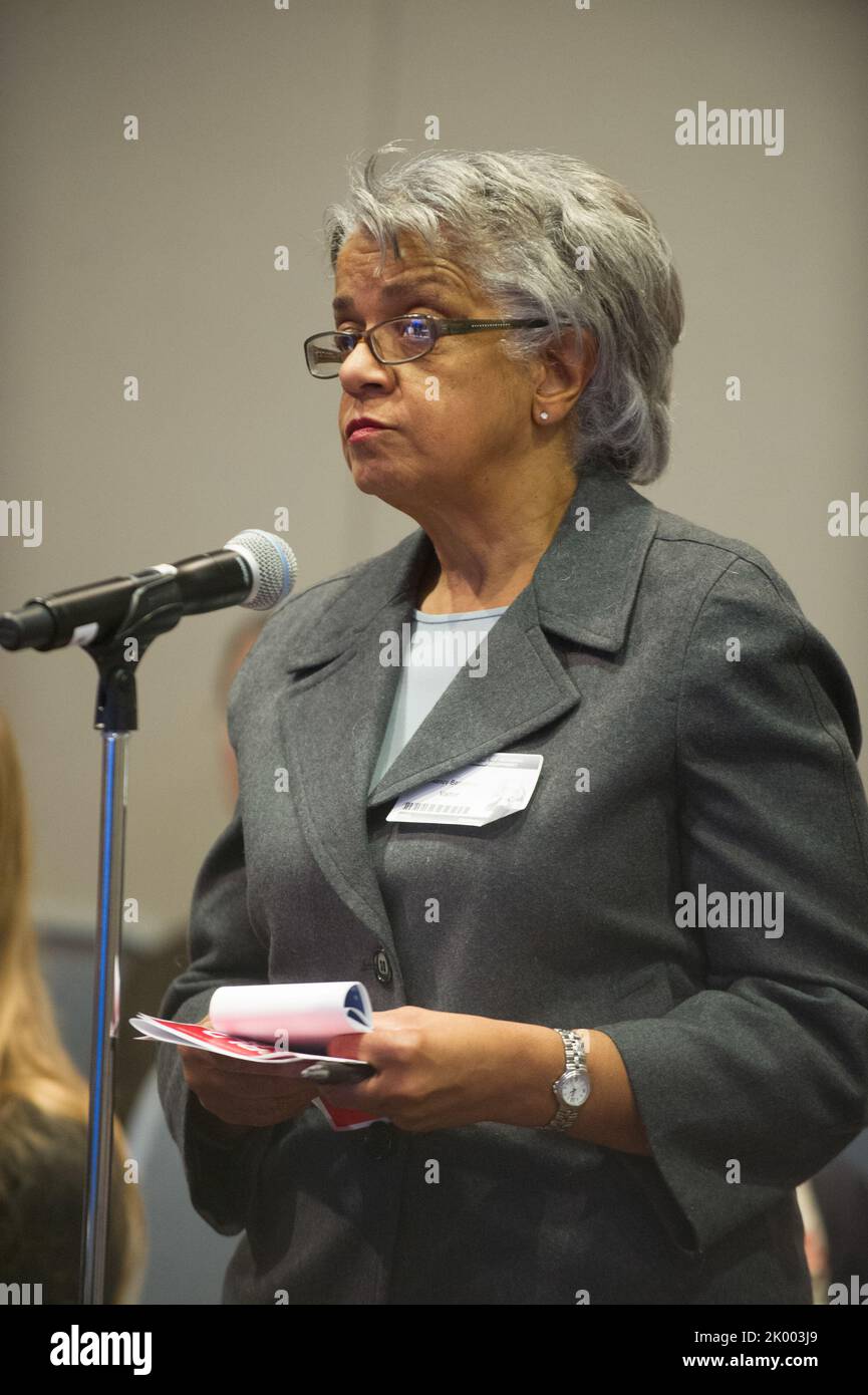 World AIDS Day Forum at HUD headquarters, focusing on Housing ...