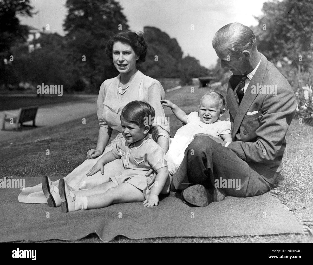 Aug 1951 - London, England, United Kingdom - PRINCESS ELIZABETH, left ...