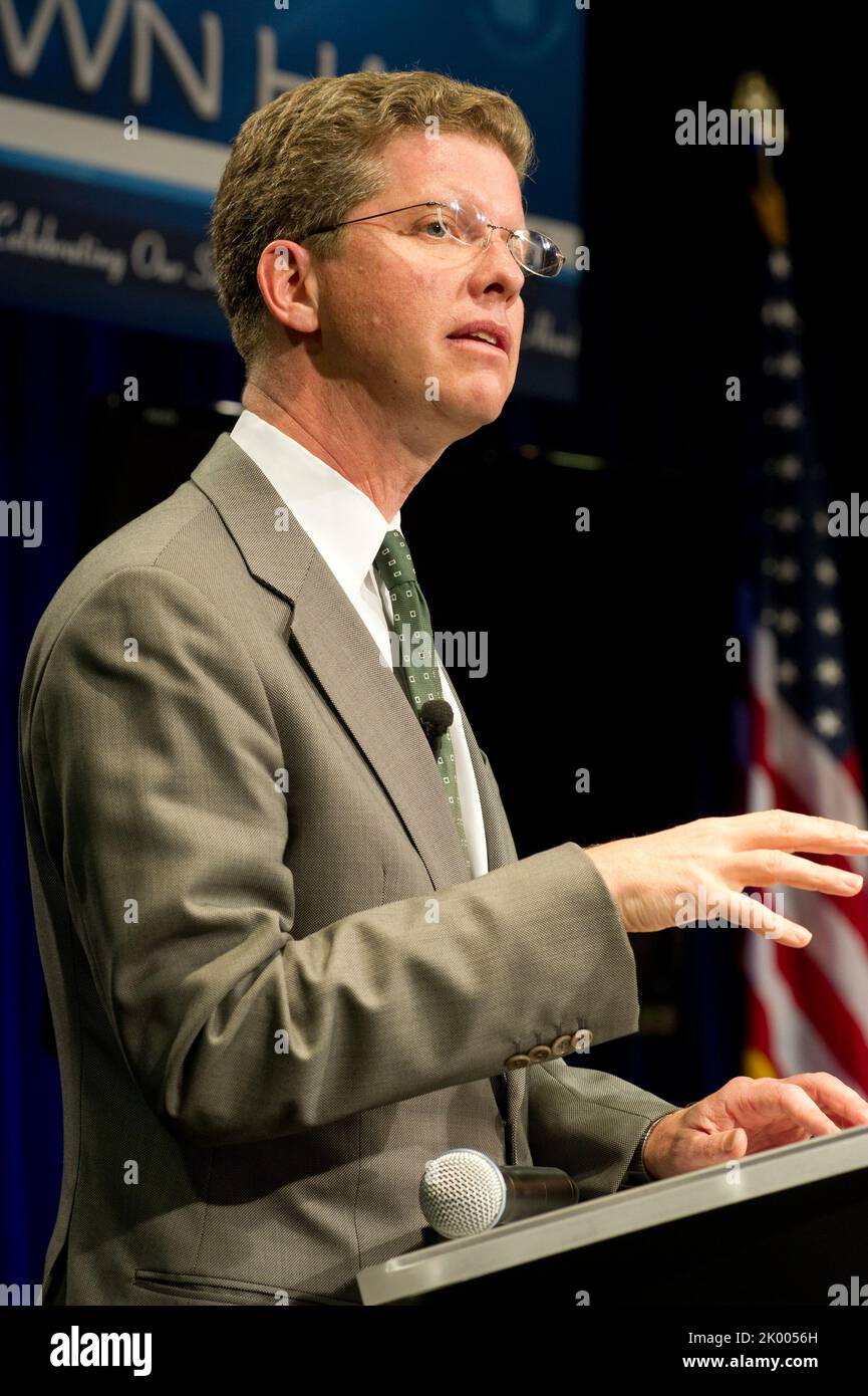 Town Hall Meeting at HUD headquarters, with Secretary Shaun Donovan and ...