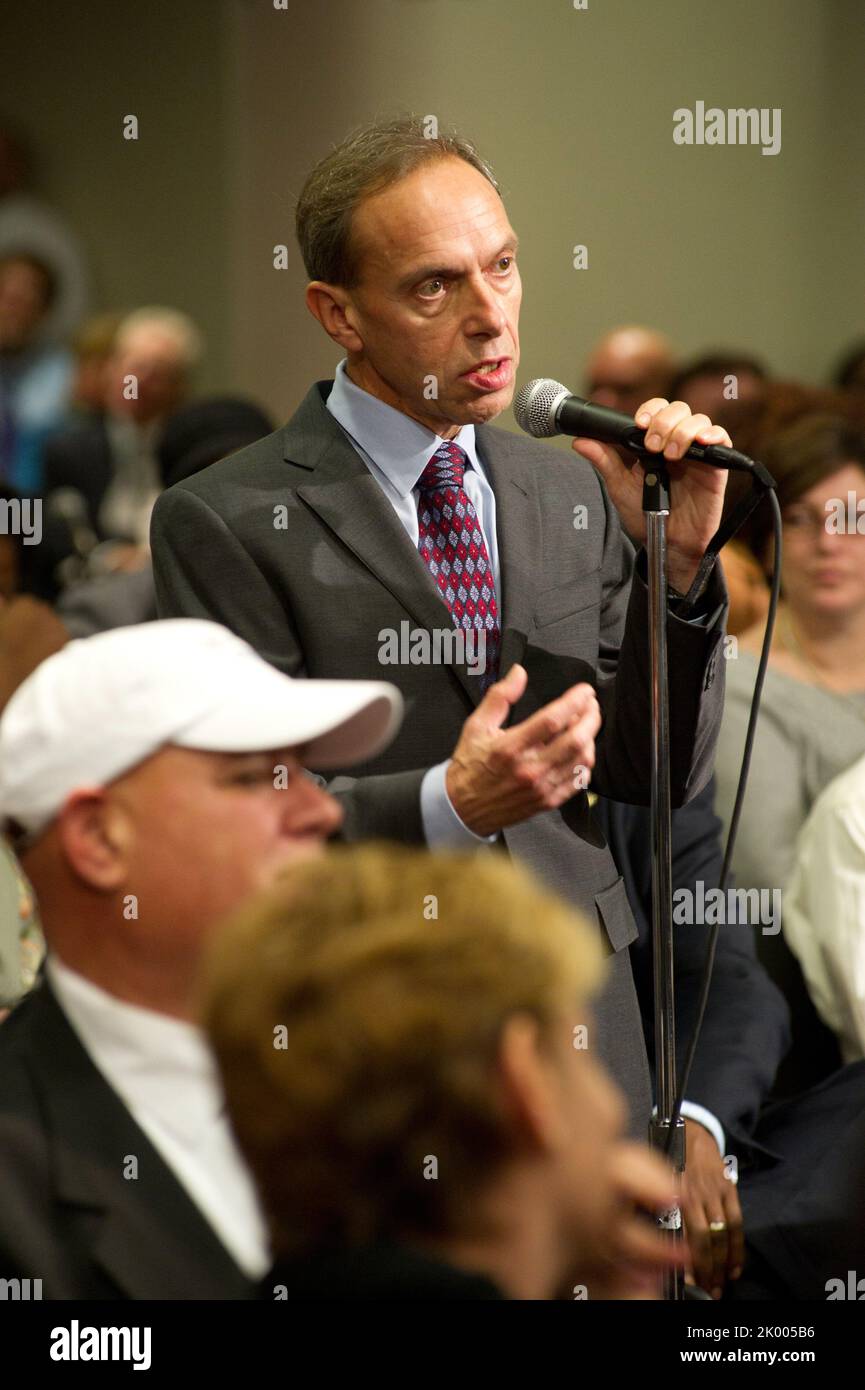Town Hall Meeting at HUD headquarters, with Secretary Shaun Donovan and ...