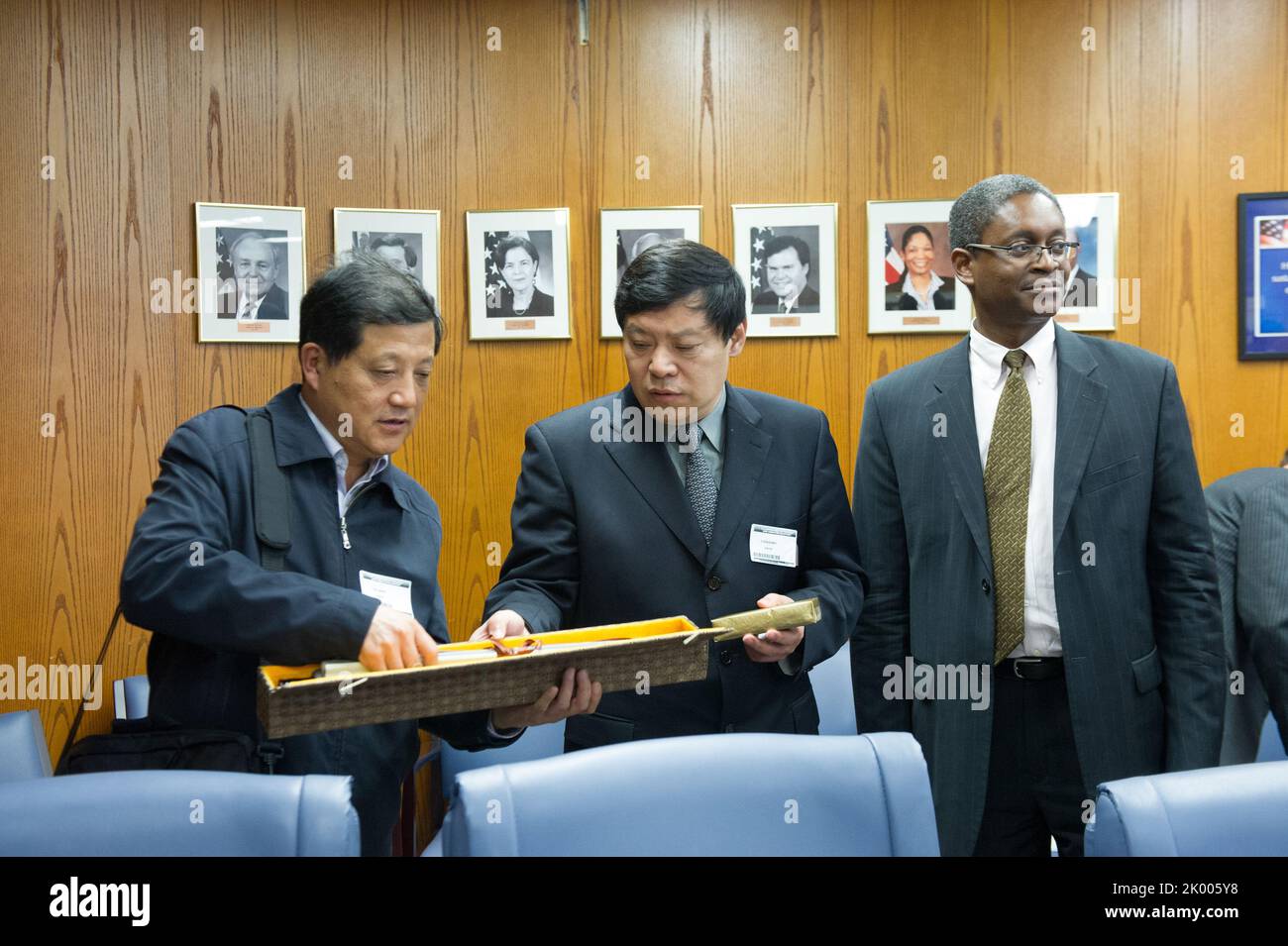 Visit of delegation led by China's Vice Minister of Housing and Urban-Rural Development, Chen ...