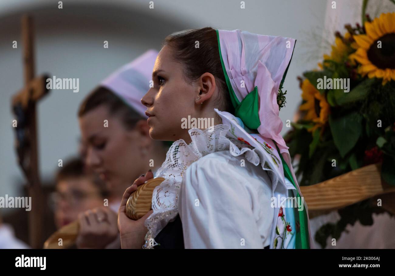 Rosenthal, Germany. 08th Sep, 2022. Druzhkas, girls in festive Sorbs ...