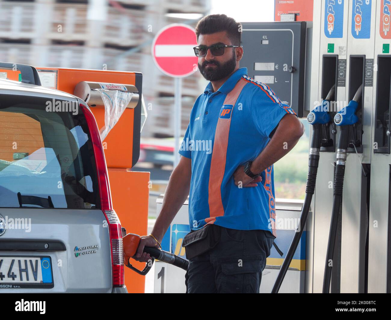 LPG gas filling stations and cars Stock Photo - Alamy