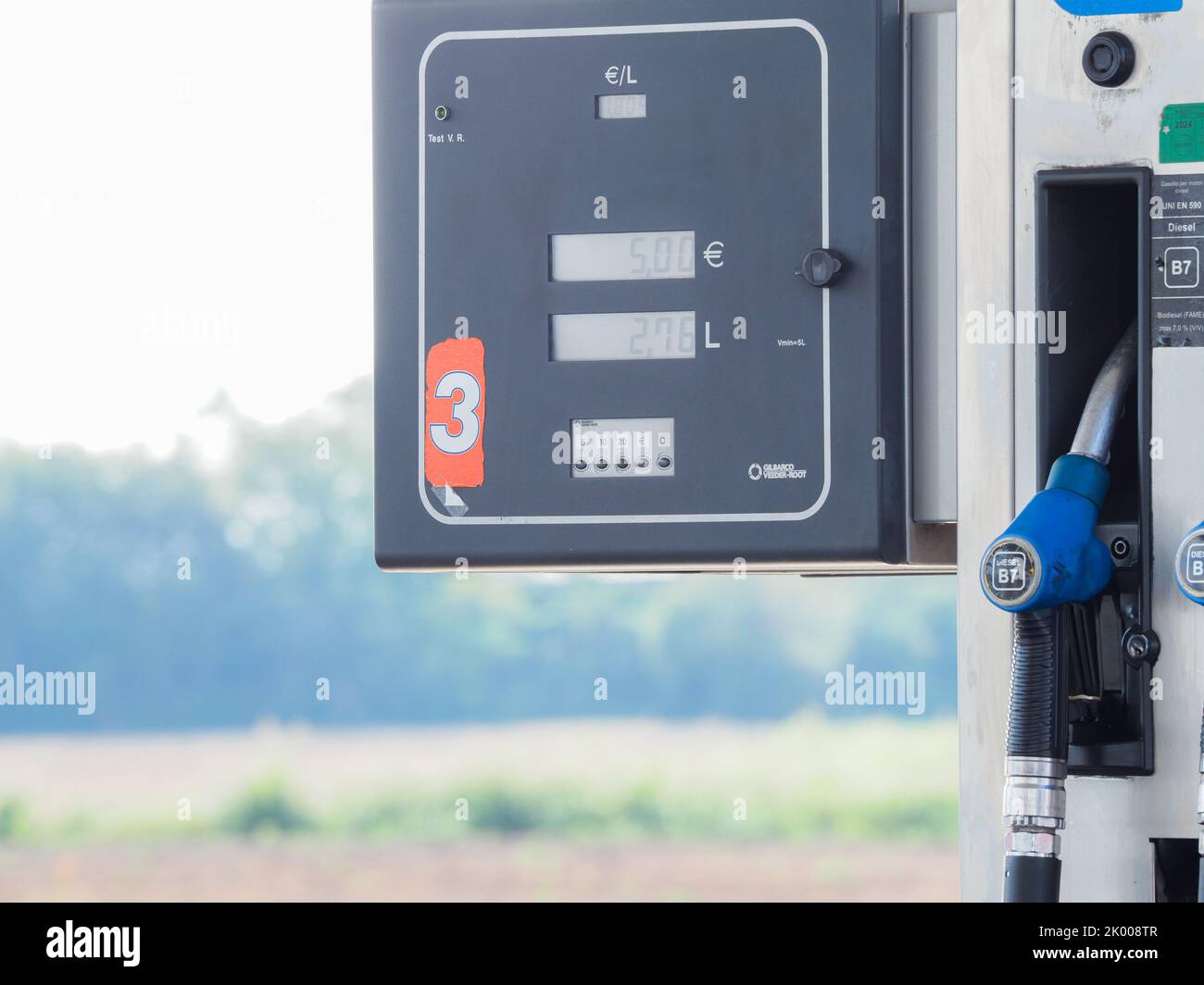LPG gas filling stations and cars Stock Photo - Alamy