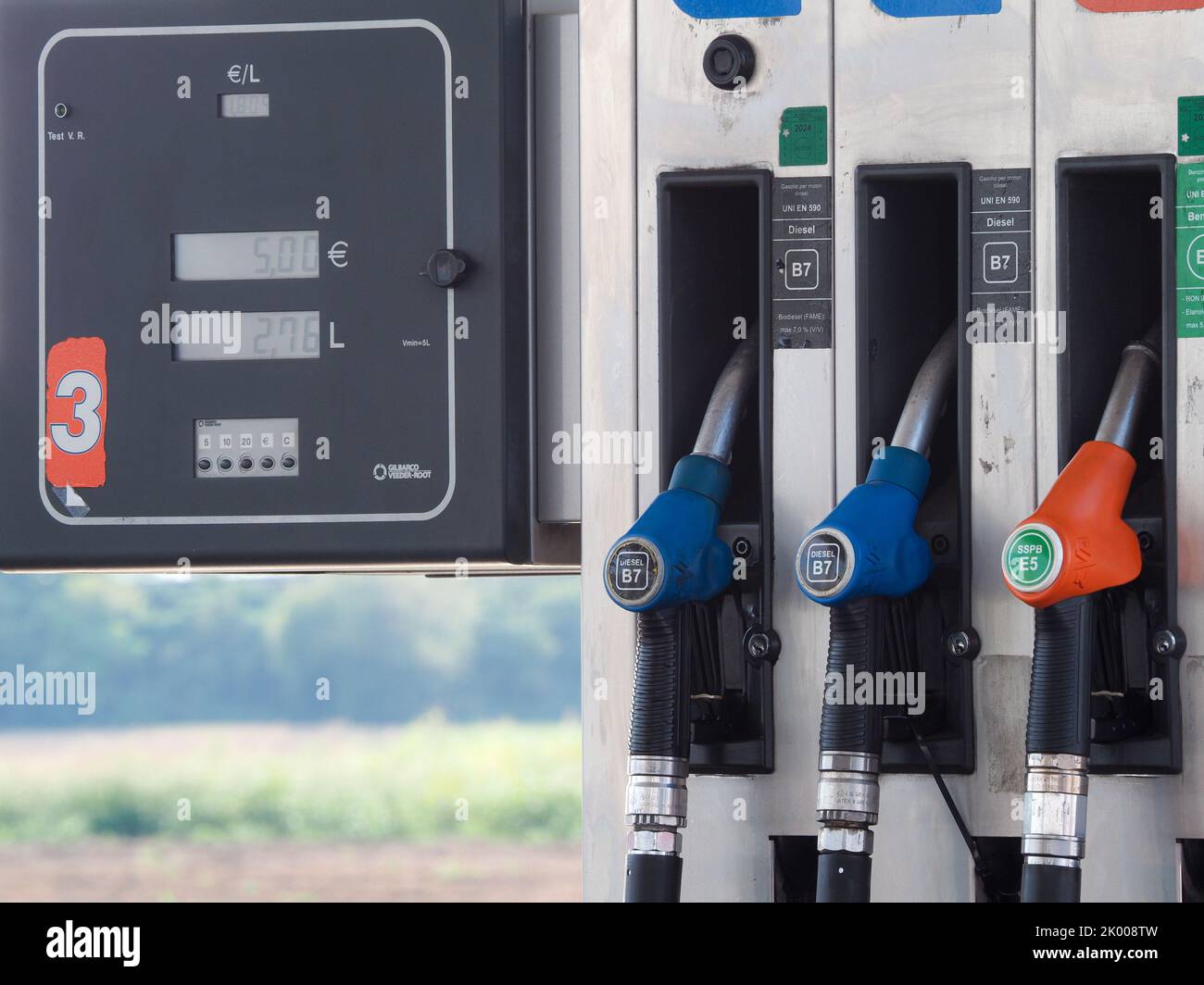 LPG gas filling stations and cars Stock Photo - Alamy
