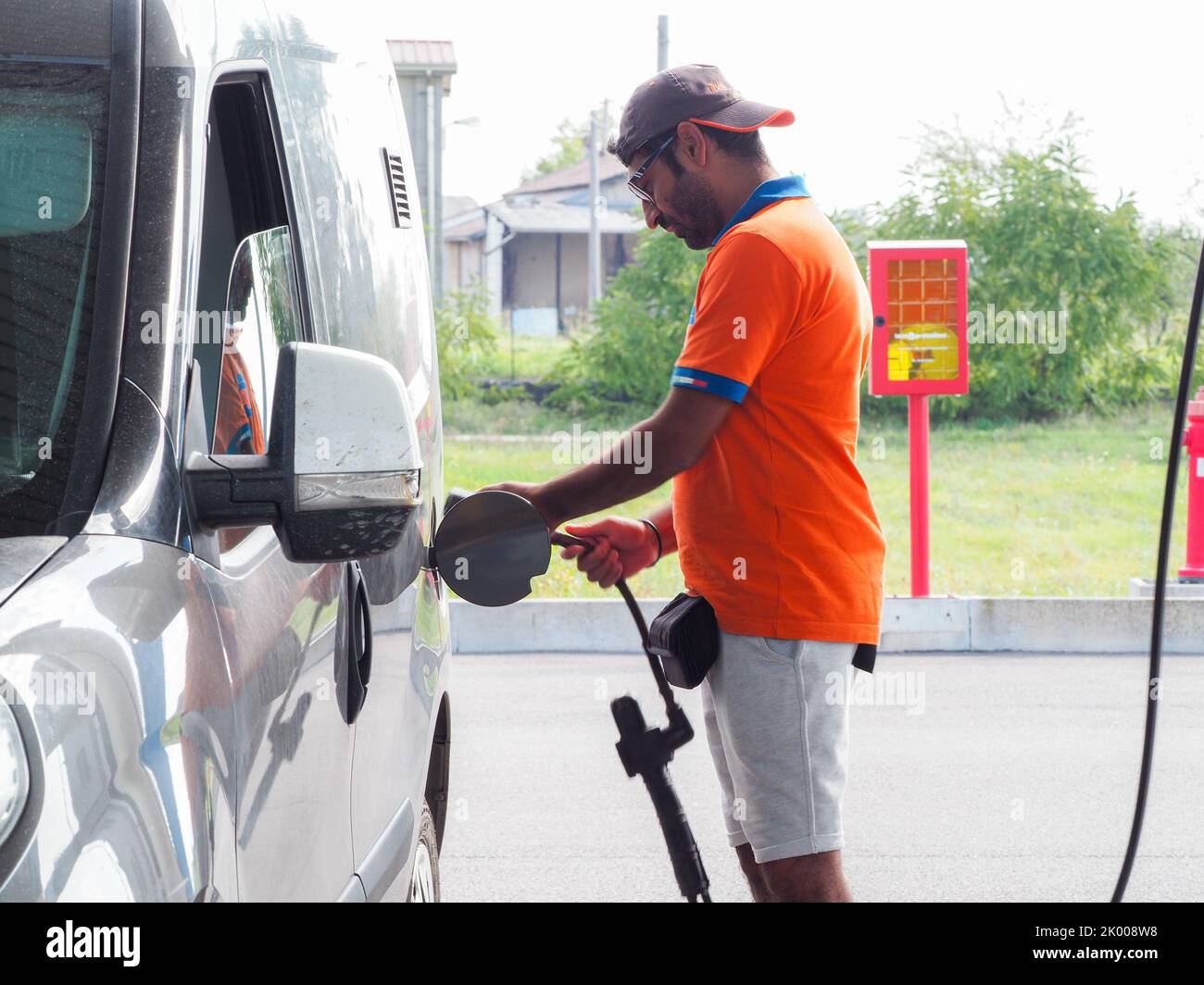 Filling pistol in hand hi-res stock photography and images - Alamy