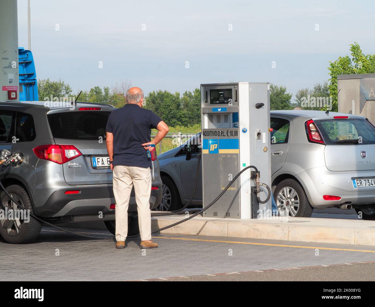 LPG gas filling stations and cars Stock Photo - Alamy