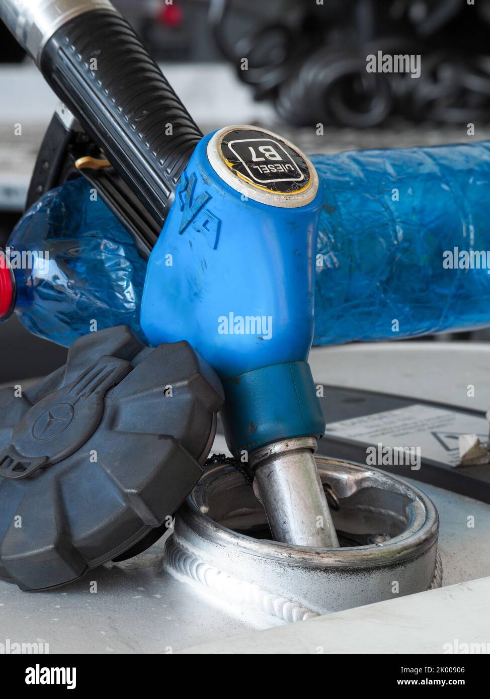 LPG gas filling stations and cars Stock Photo - Alamy