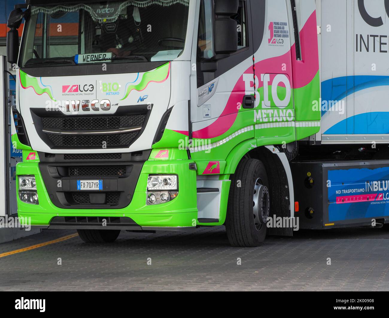 LPG and methane gas filling stations and cars Stock Photo - Alamy