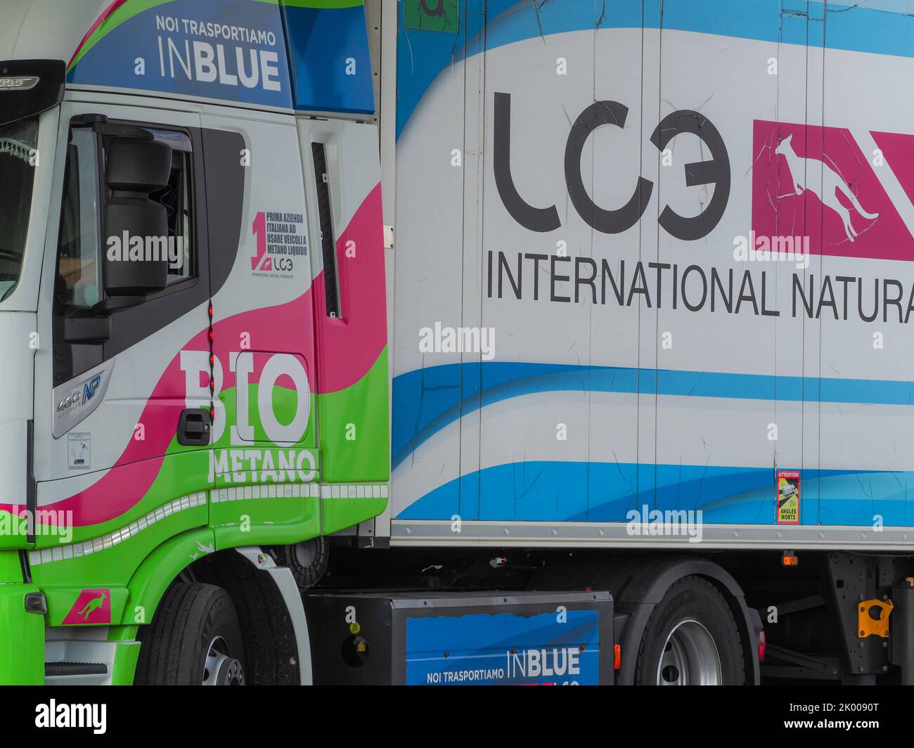 LPG and methane gas filling stations and cars Stock Photo - Alamy