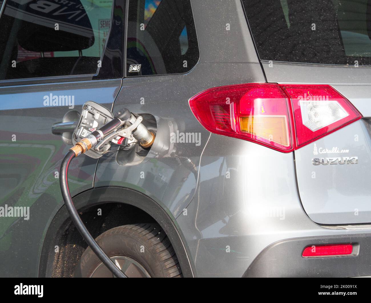 LPG gas filling stations and cars Stock Photo - Alamy