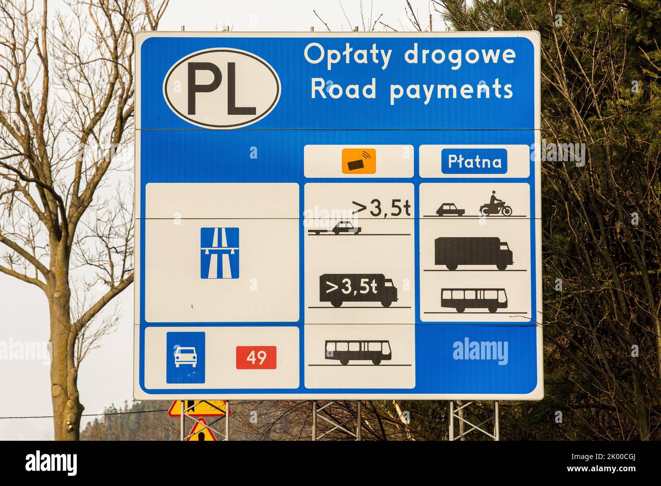 Lubawka, Poland. 14th Apr, 2022. Road sign informing about the road ...