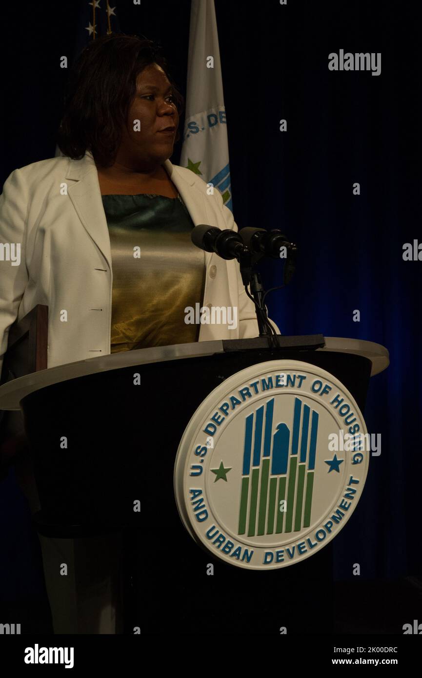 Federally Employed Women (FEW) Meeting at HUD headquarters, featuring ...