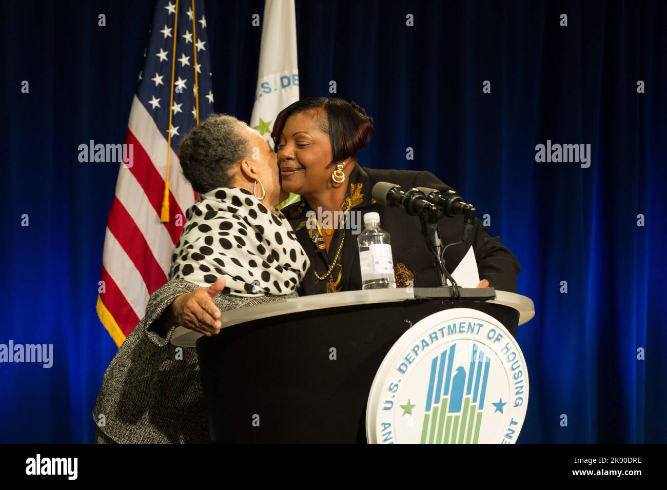 Federally Employed Women (FEW) Meeting at HUD headquarters, featuring ...