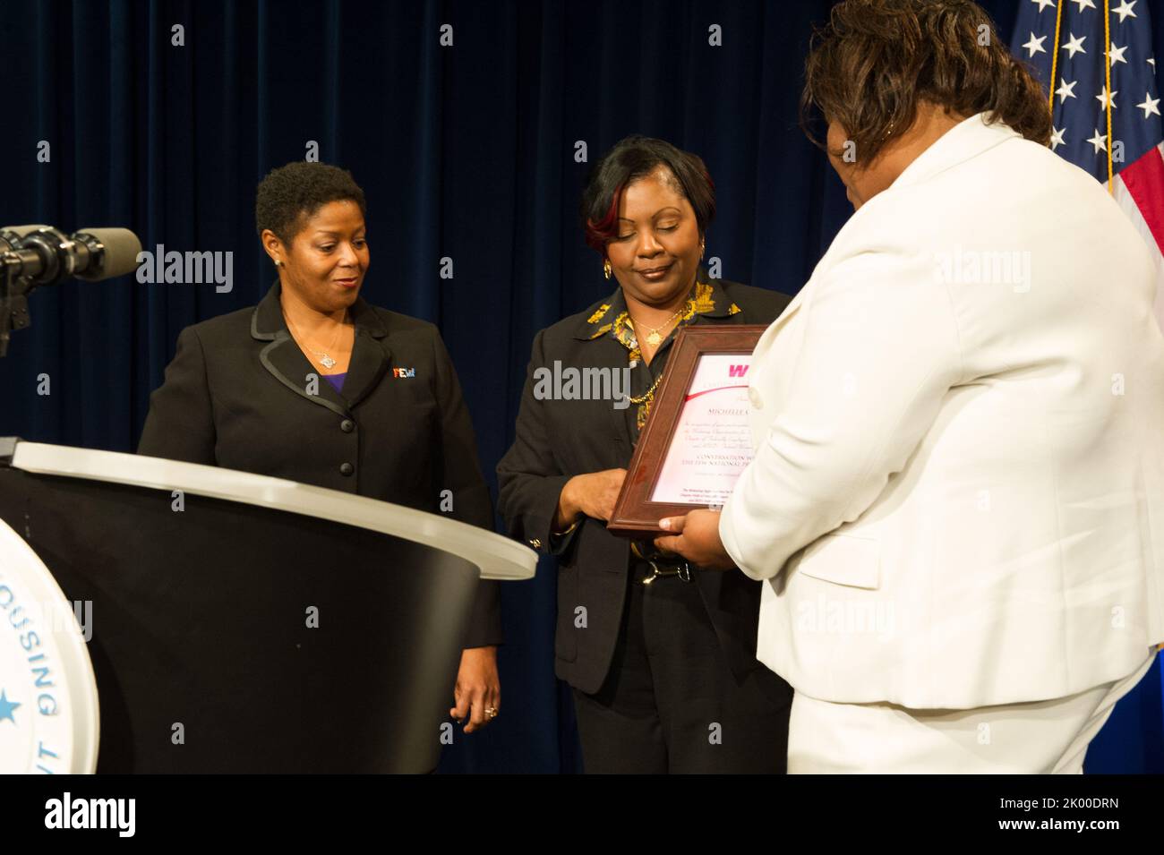Federally Employed Women (FEW) Meeting at HUD headquarters, featuring ...
