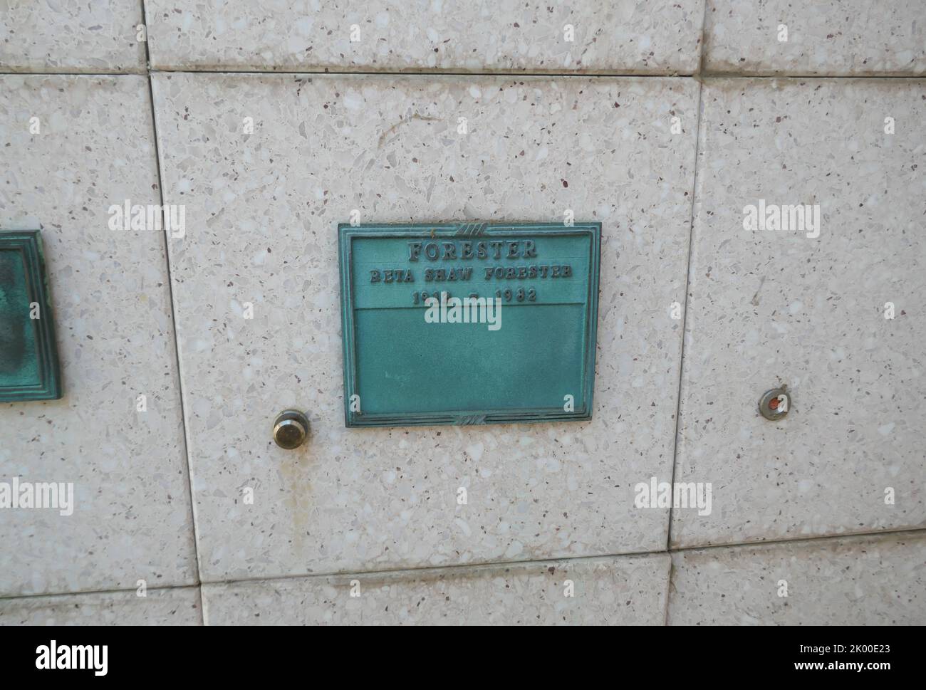 Los Angeles, California, USA 6th September 2022 Actress Reta Shaw's Grave in Columbarium of ...