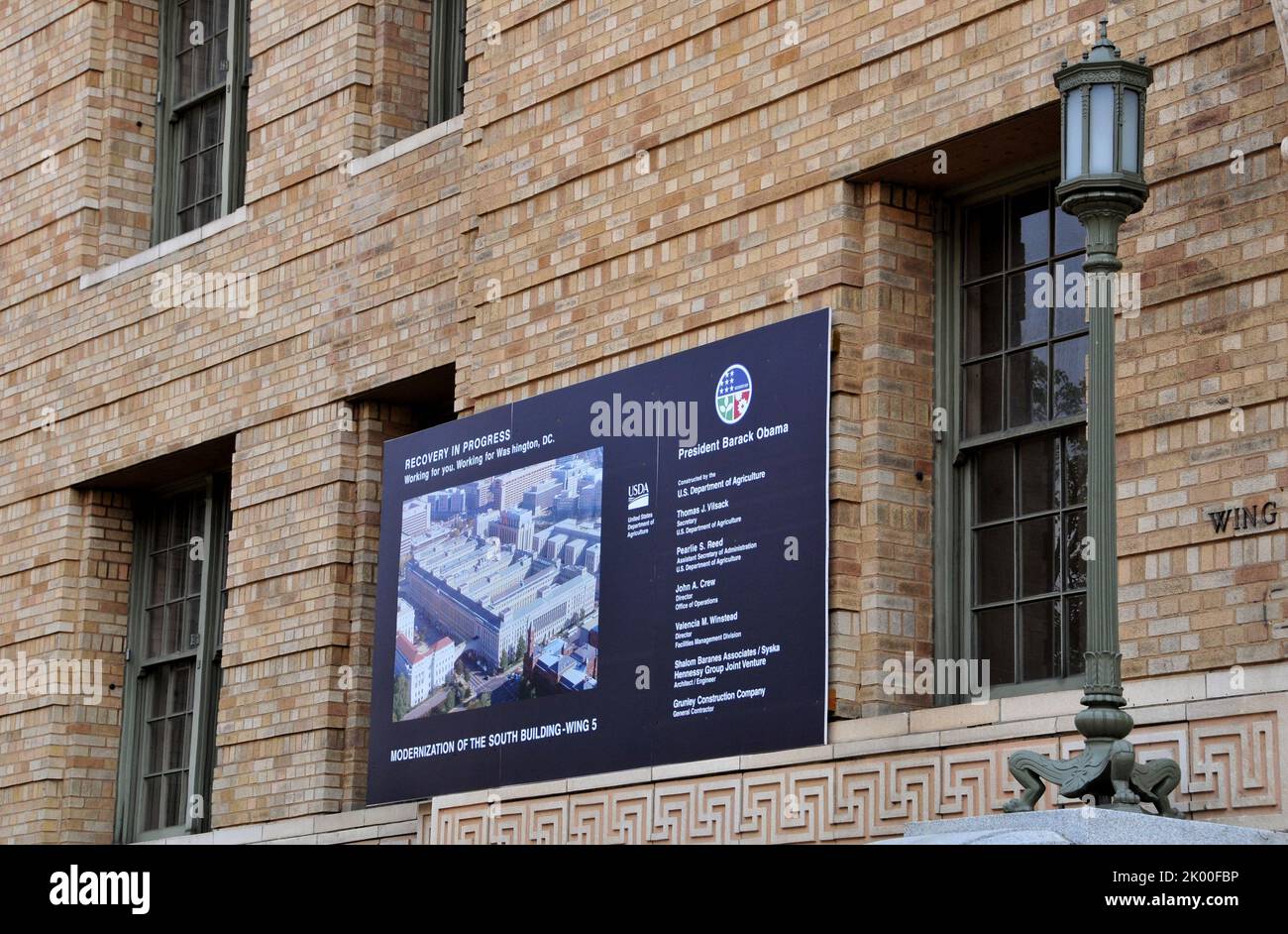 Highlight views compiled to publicize economic recovery efforts ...