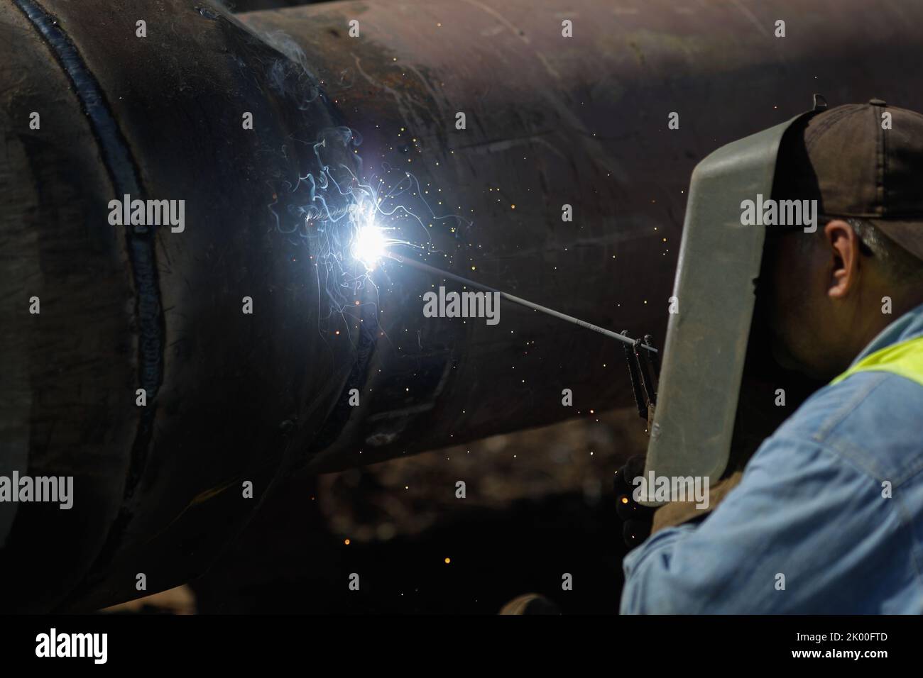 Shallow depth of field (selective focus) details with a professional ...