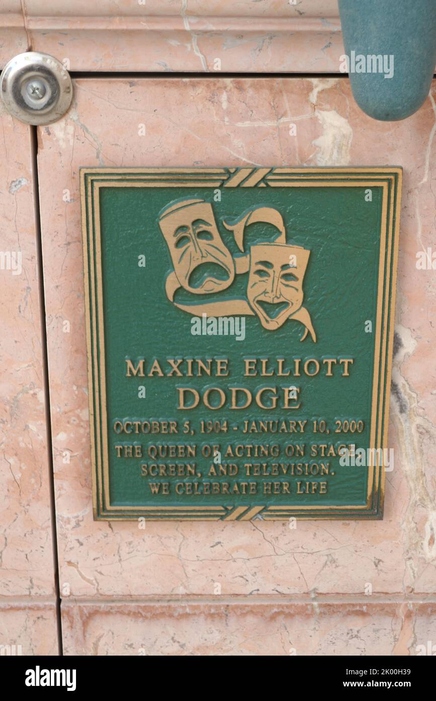 Los Angeles, California, USA 6th September 2022 Actress Maxine Elliott ...