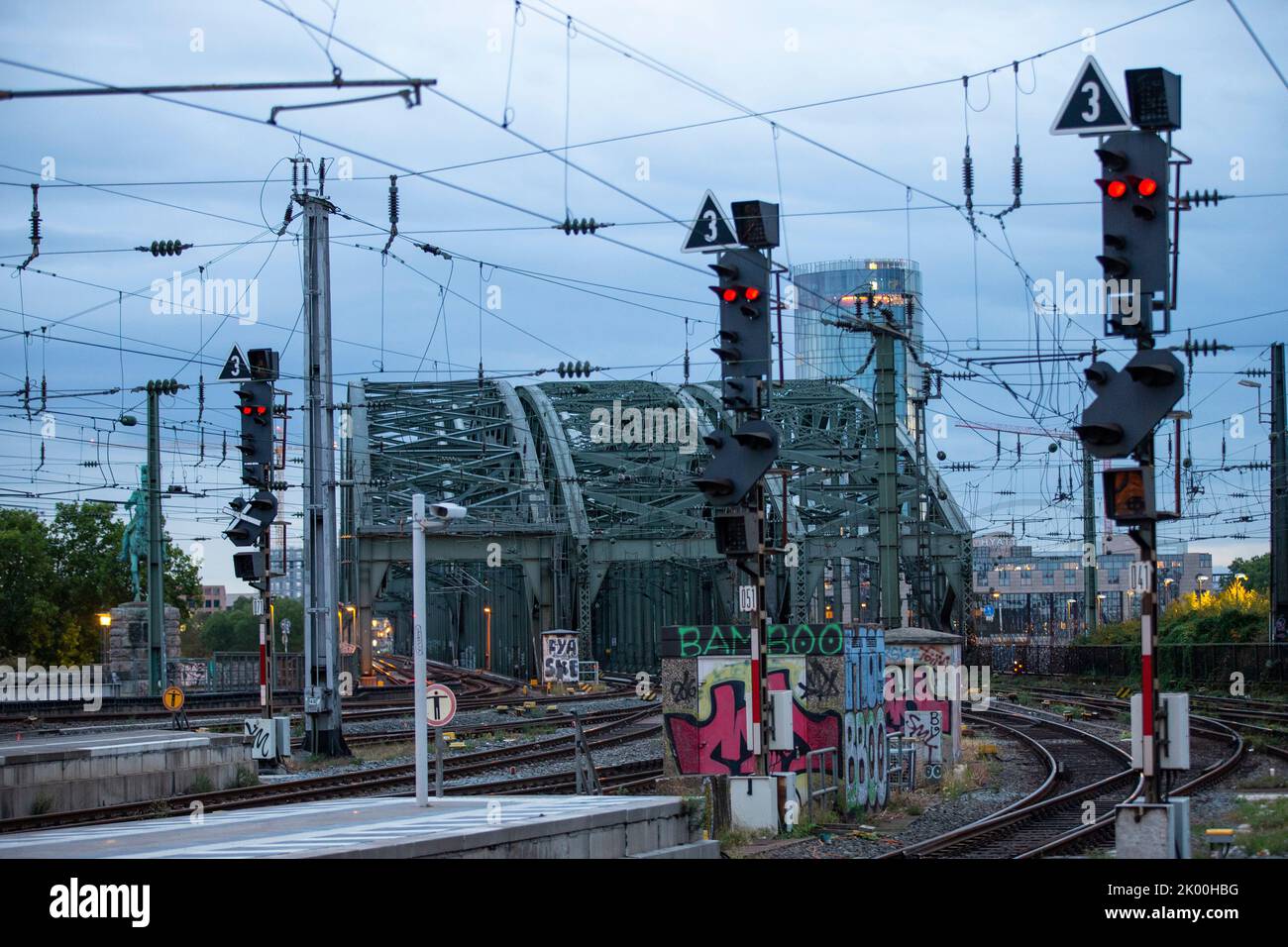 Cologne, Germany. 09th Sep, 2022. View of the Hohenzollern Bridge from ...