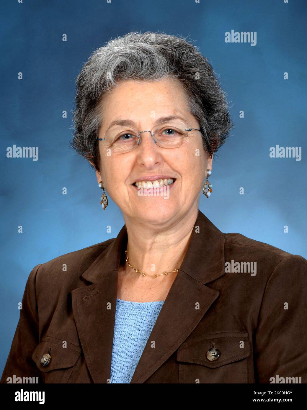 Principal roles hi-res stock photography and images - Alamy