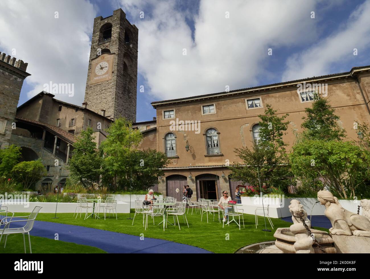 Bergamo old square covered with greenery staging by Cassian Schmidt for ...