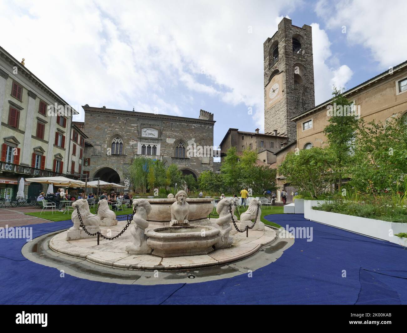 Bergamo old square covered with greenery staging by Cassian Schmidt for ...