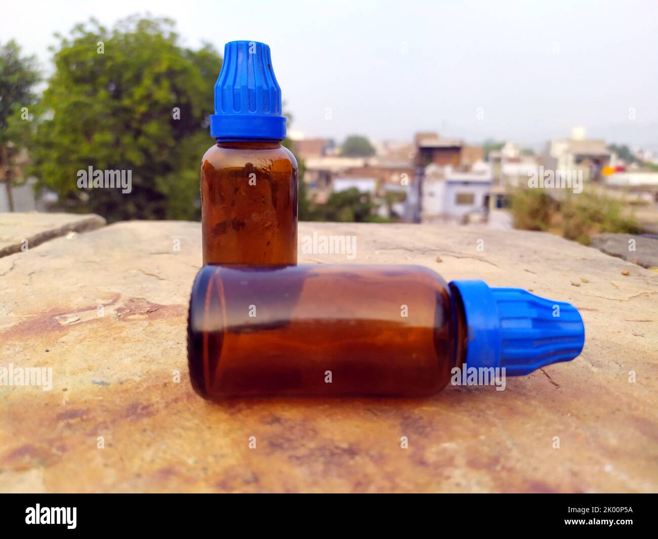 Brown glass bottle hi-res stock photography and images - Alamy