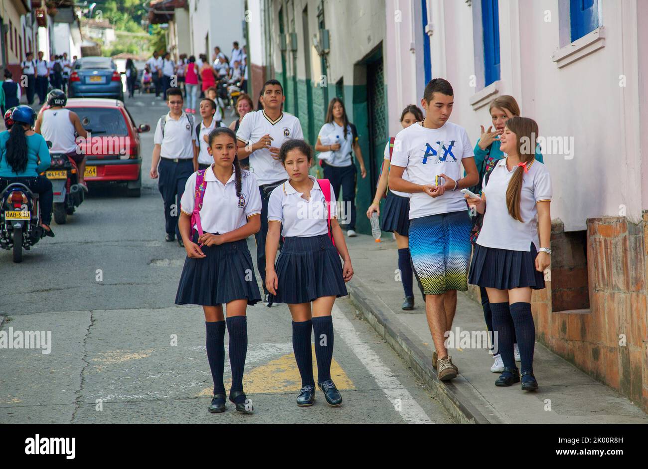 School girls colombia hi-res stock photography and images - Alamy