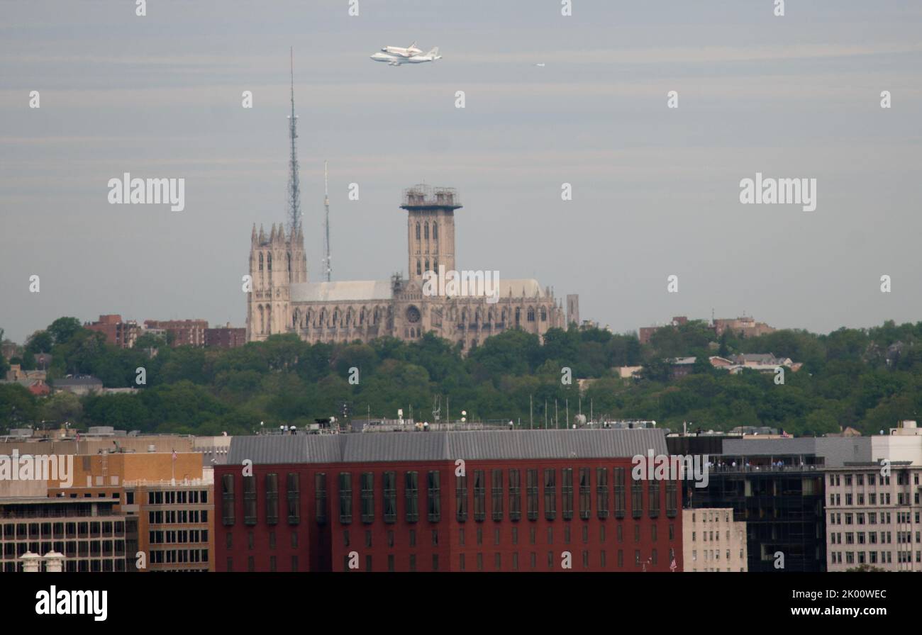 National Aeronautics and Space Administration (NASA) Space Shuttle ...