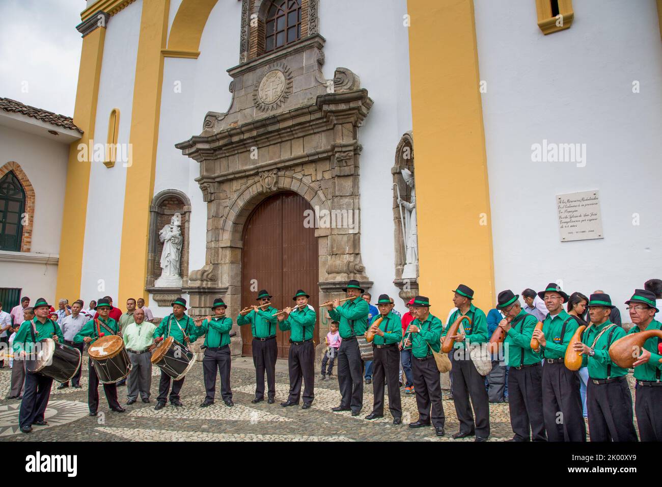 Colombia, Papayan,a week before may 1, women bring the statue of christ ...