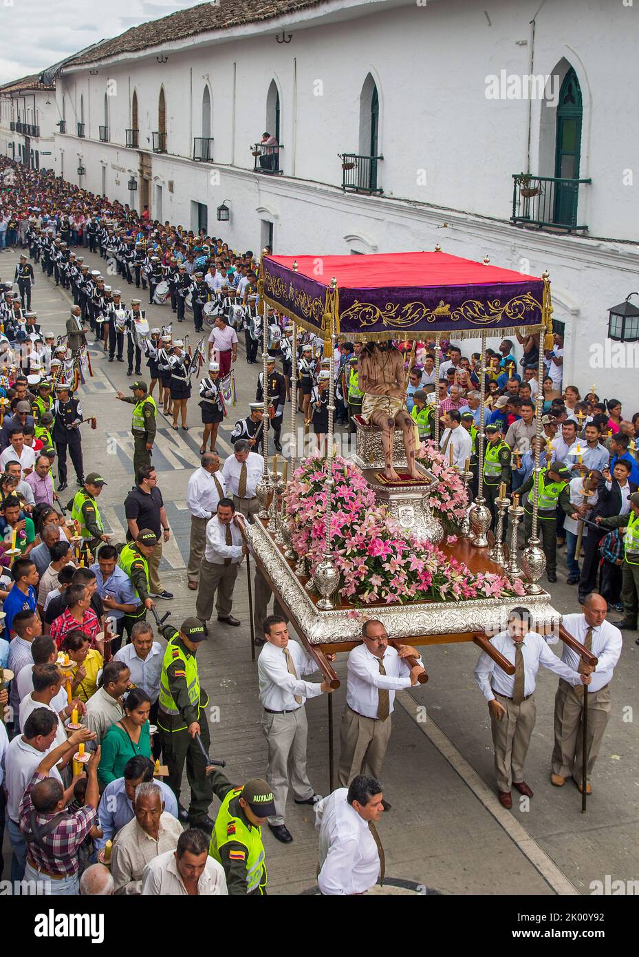 Colombia, Papayan,a week before may 1, women bring the statue of christ ...