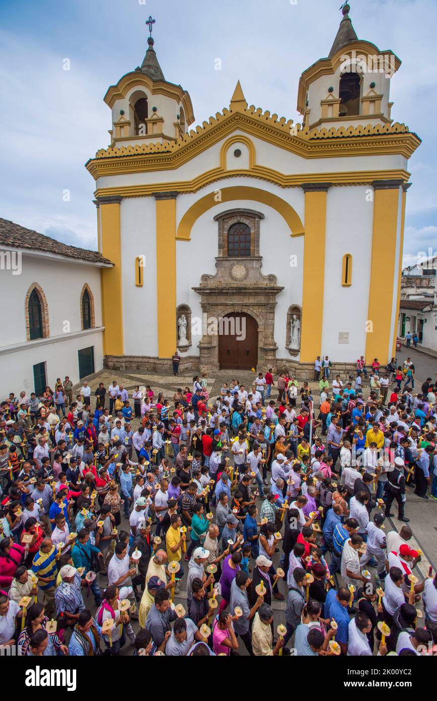 Colombia, Papayan,a week before may 1, women bring the statue of christ ...