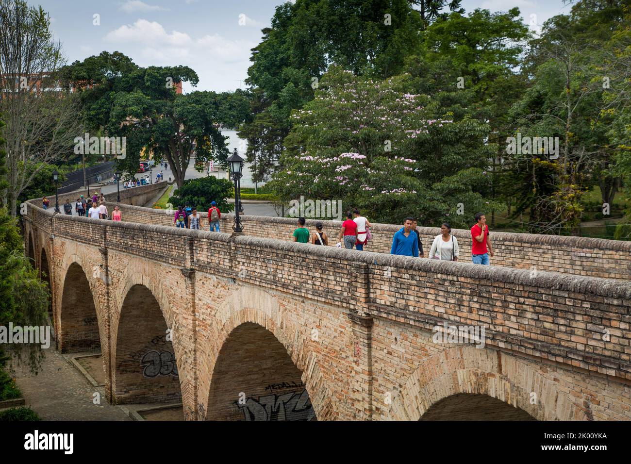 Colombia, Papayan, the Puente del Humilladero bridge Stock Photo - Alamy