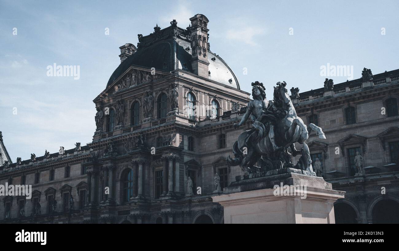 Louvre sunrise hi-res stock photography and images - Alamy