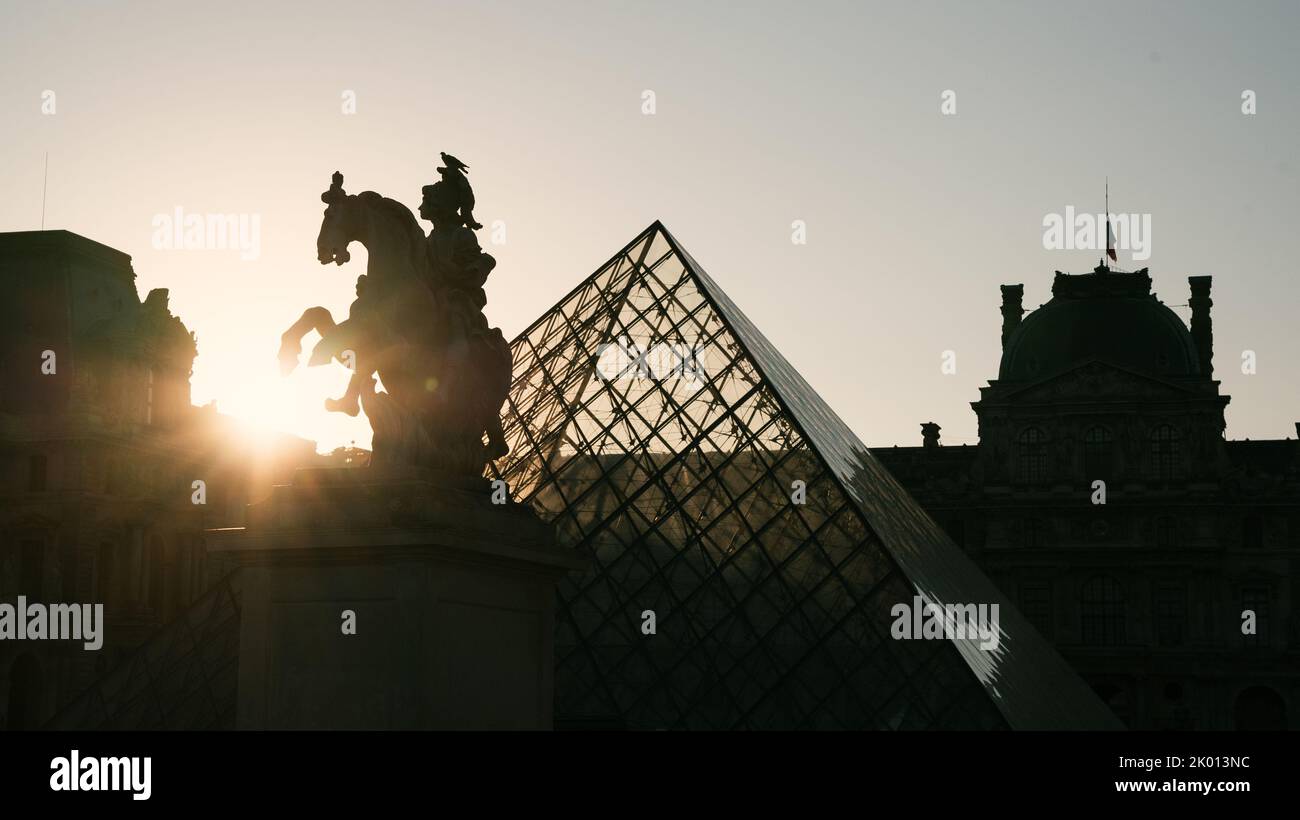 Early morning sunrise pyramid hi-res stock photography and images - Alamy