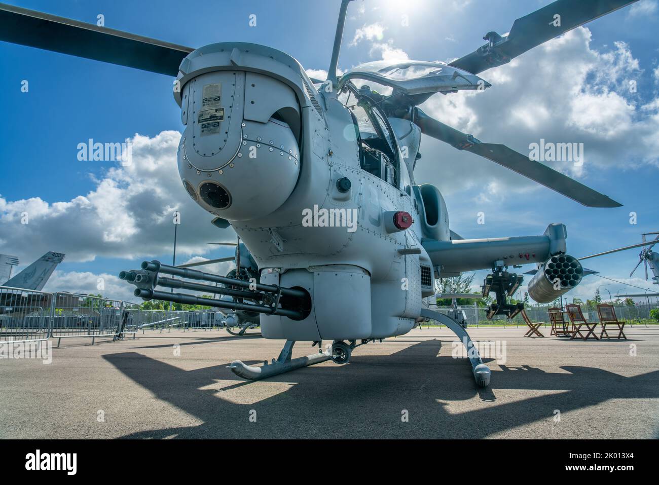 Twin barrel gun hi-res stock photography and images - Alamy