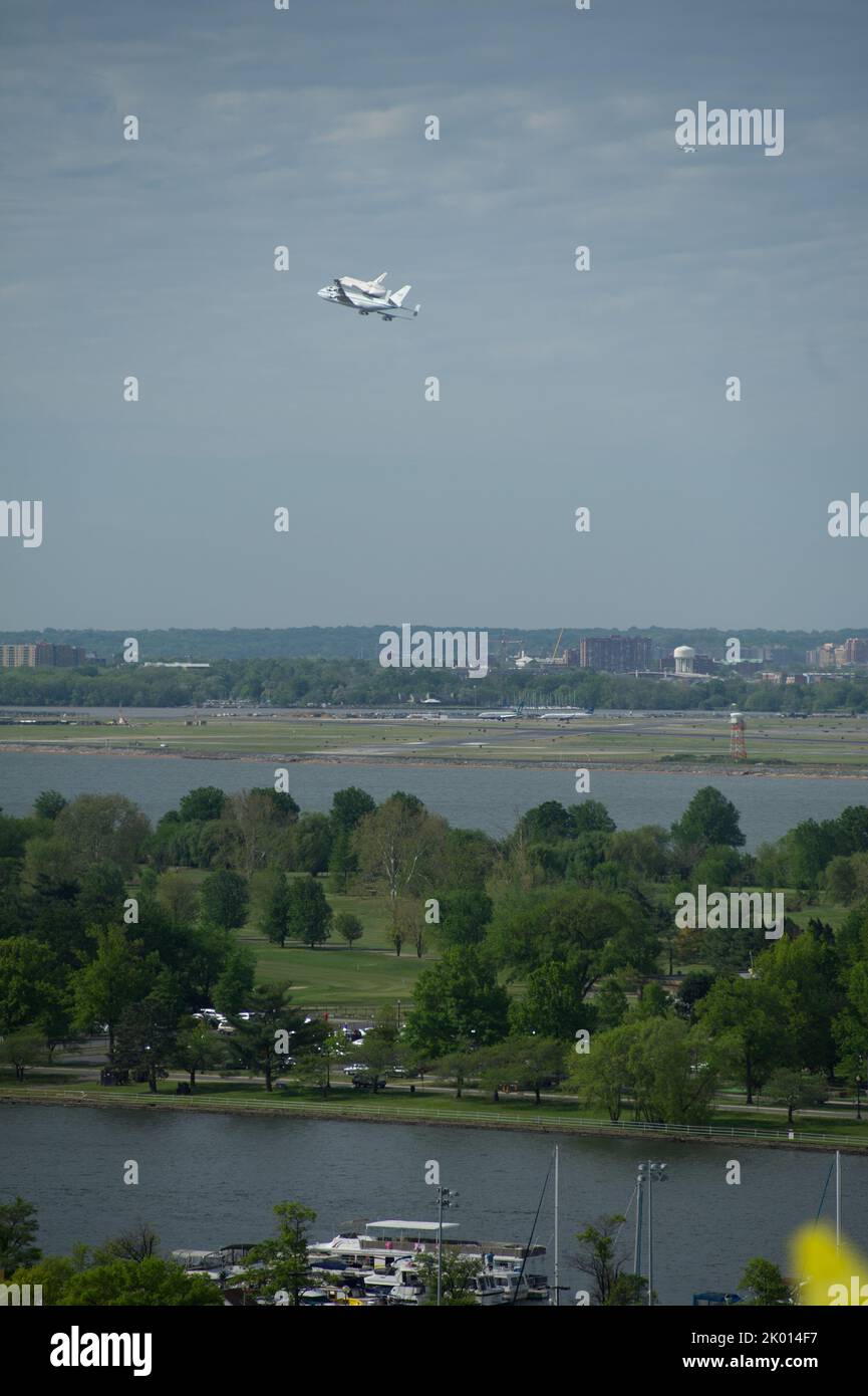 National Aeronautics and Space Administration (NASA) Space Shuttle ...
