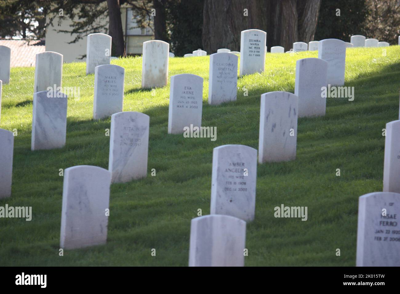 Soldiers grave yard hi-res stock photography and images - Alamy