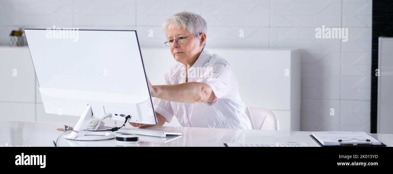 Business data analysis on hi-res stock photography and images - Alamy