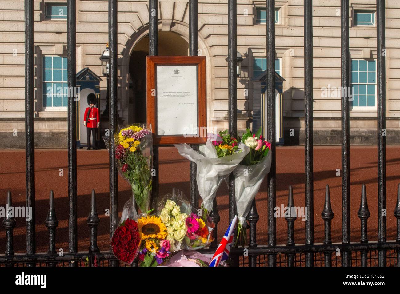 London, England, UK. 9th Sep, 2022. The notice announcing the death of ...