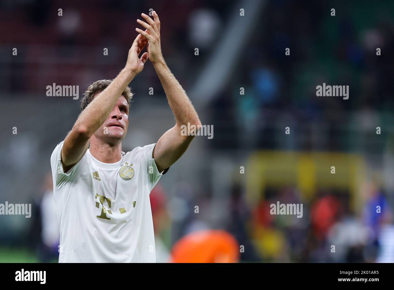 Thomas Muller of FC Bayern Munchen celebrates the victory at the end of ...