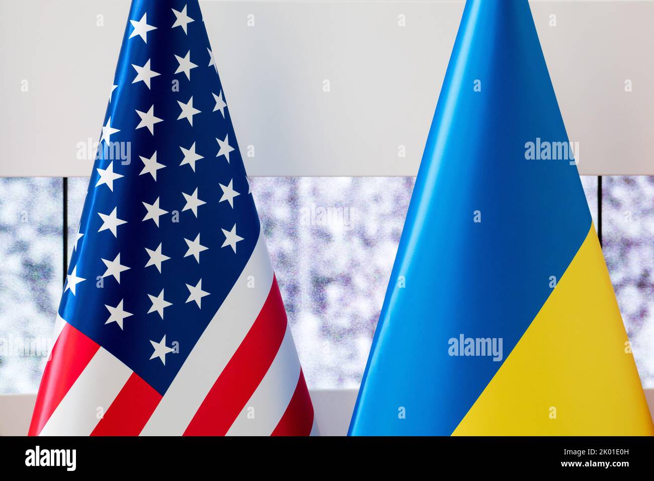Us flag with ukraine flag hi-res stock photography and images - Alamy