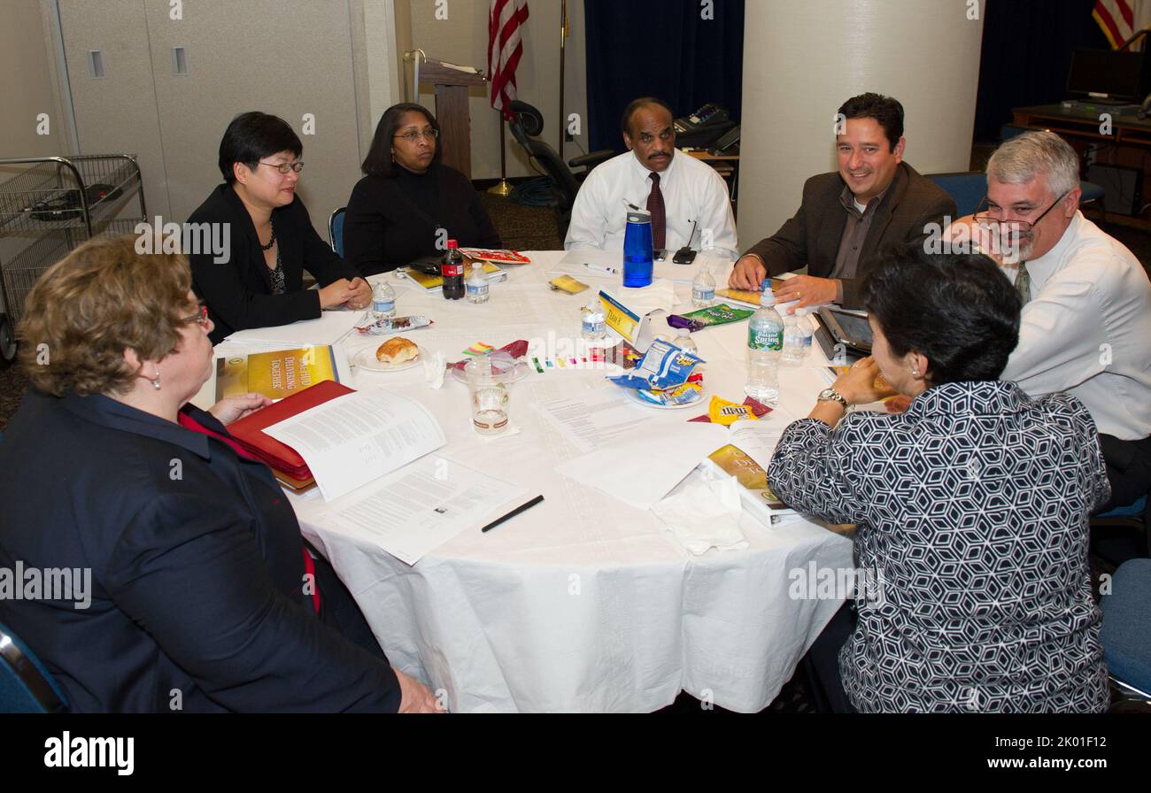 HUD senior executive service (SES) officials meeting Stock Photo - Alamy