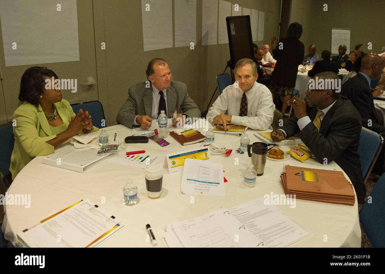 HUD senior executive service (SES) officials meeting Stock Photo - Alamy