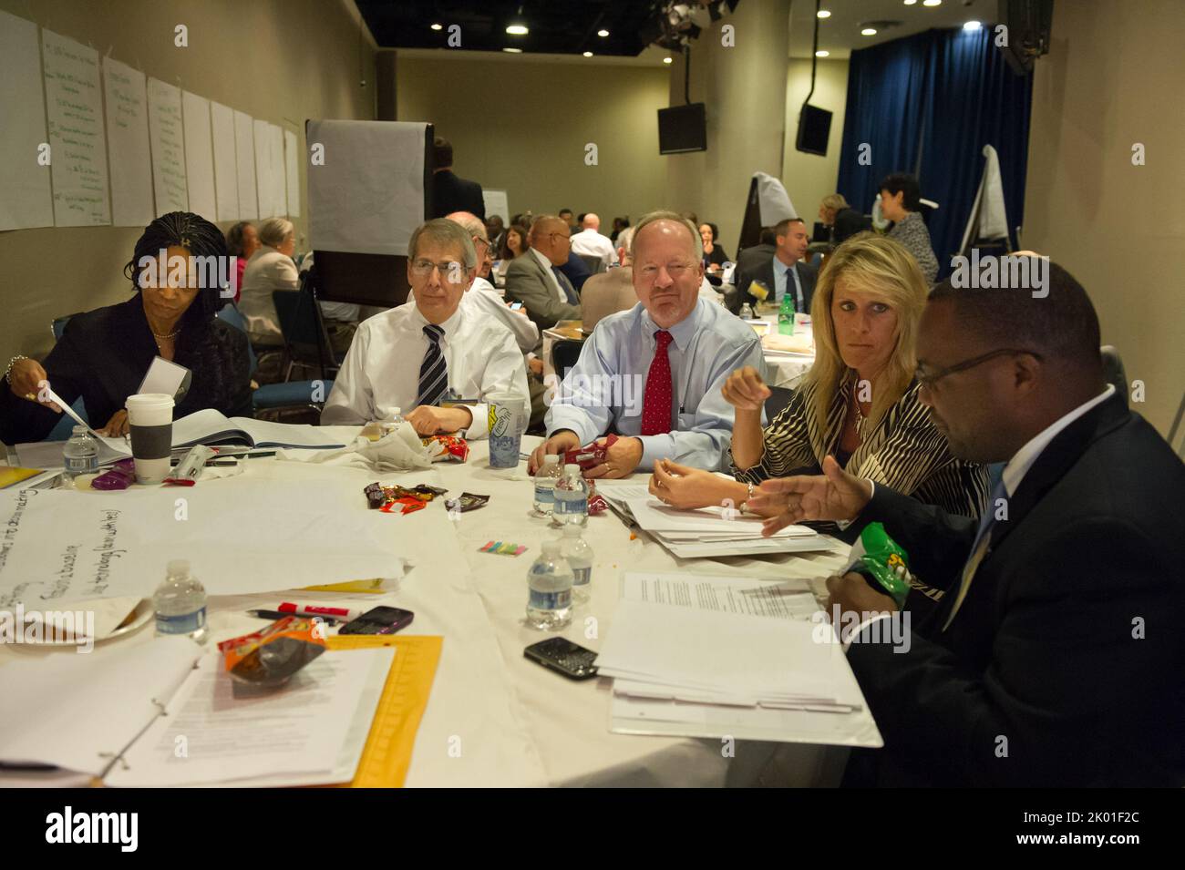 HUD senior executive service (SES) officials meeting Stock Photo - Alamy