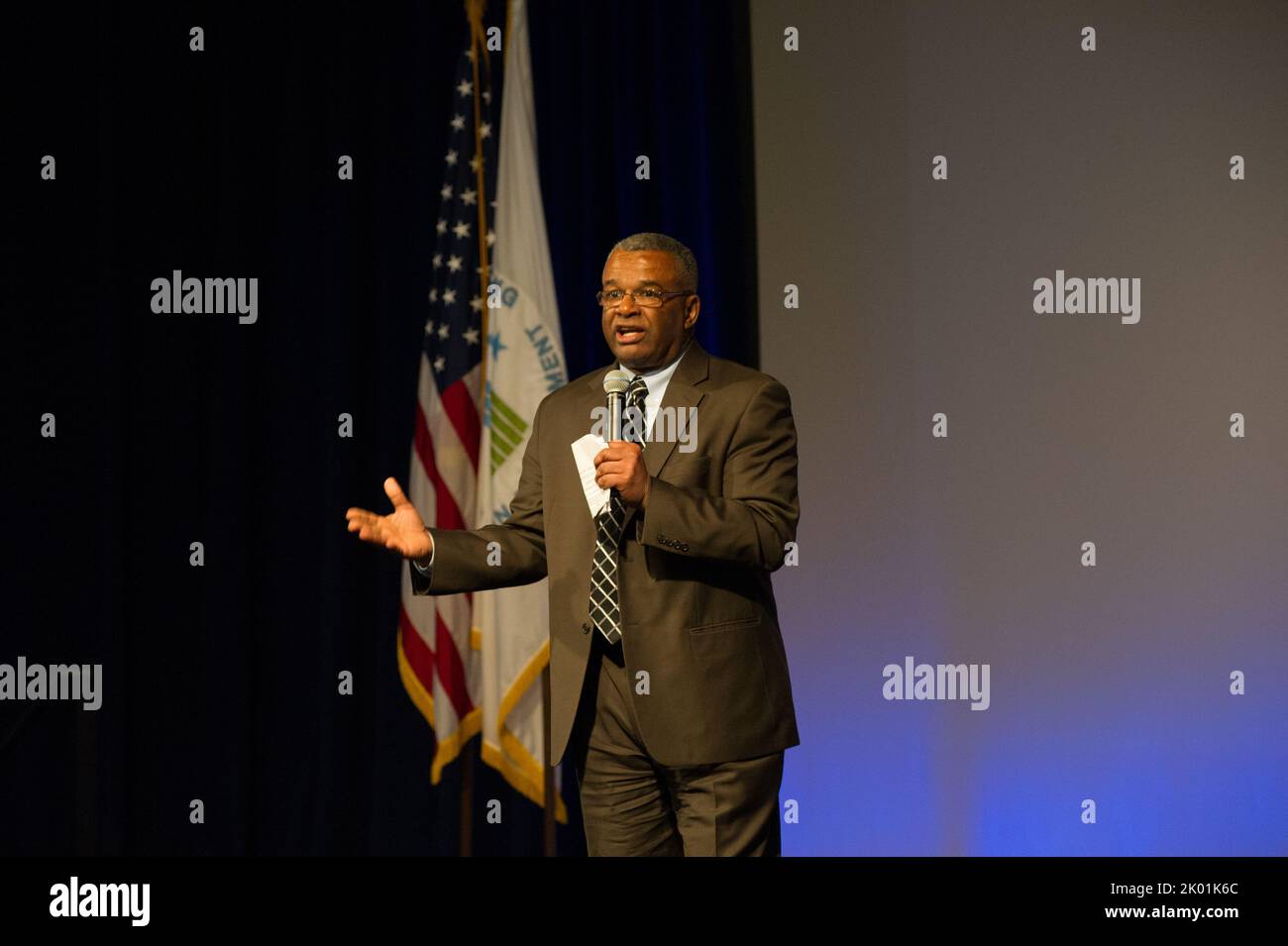 Town Hall Meeting at HUD headquarters, with Deputy Secretary Ron Sims ...