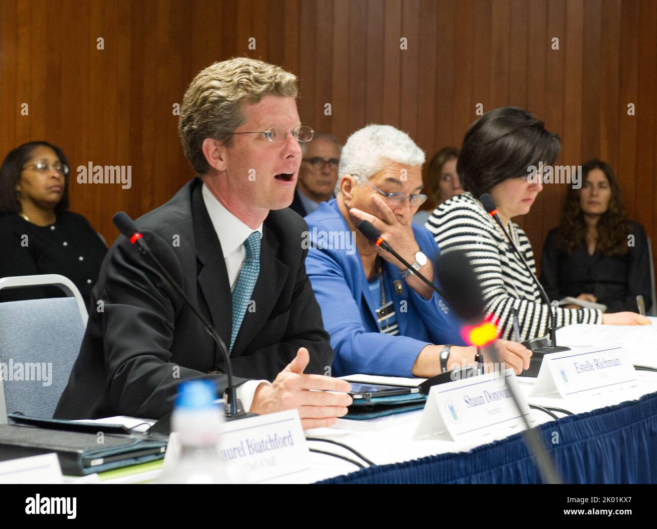 Secretary Shaun Donovan joining the Chief Operating Officer, Estelle ...